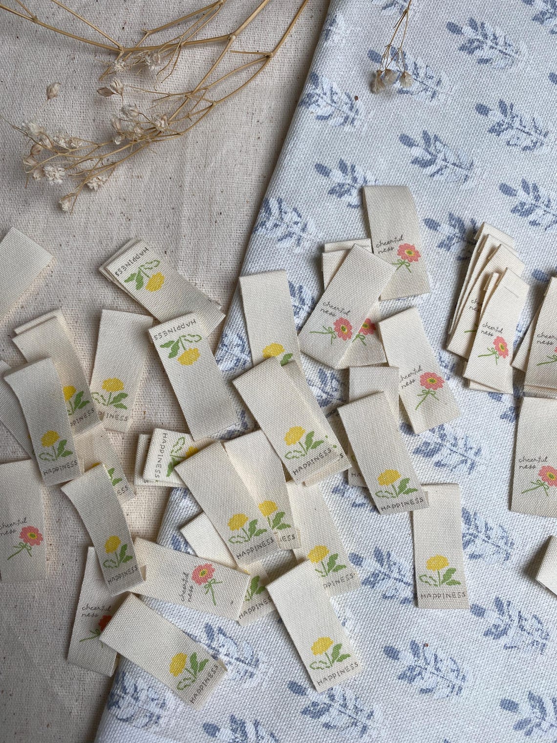Cute Flowers Cotton Labels, Fabric Labels, Sewing Labels, Fabric Tags ...