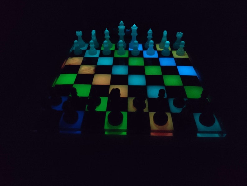 Glow in the Dark , Resin Chess Set , Creative Homemade - Etsy