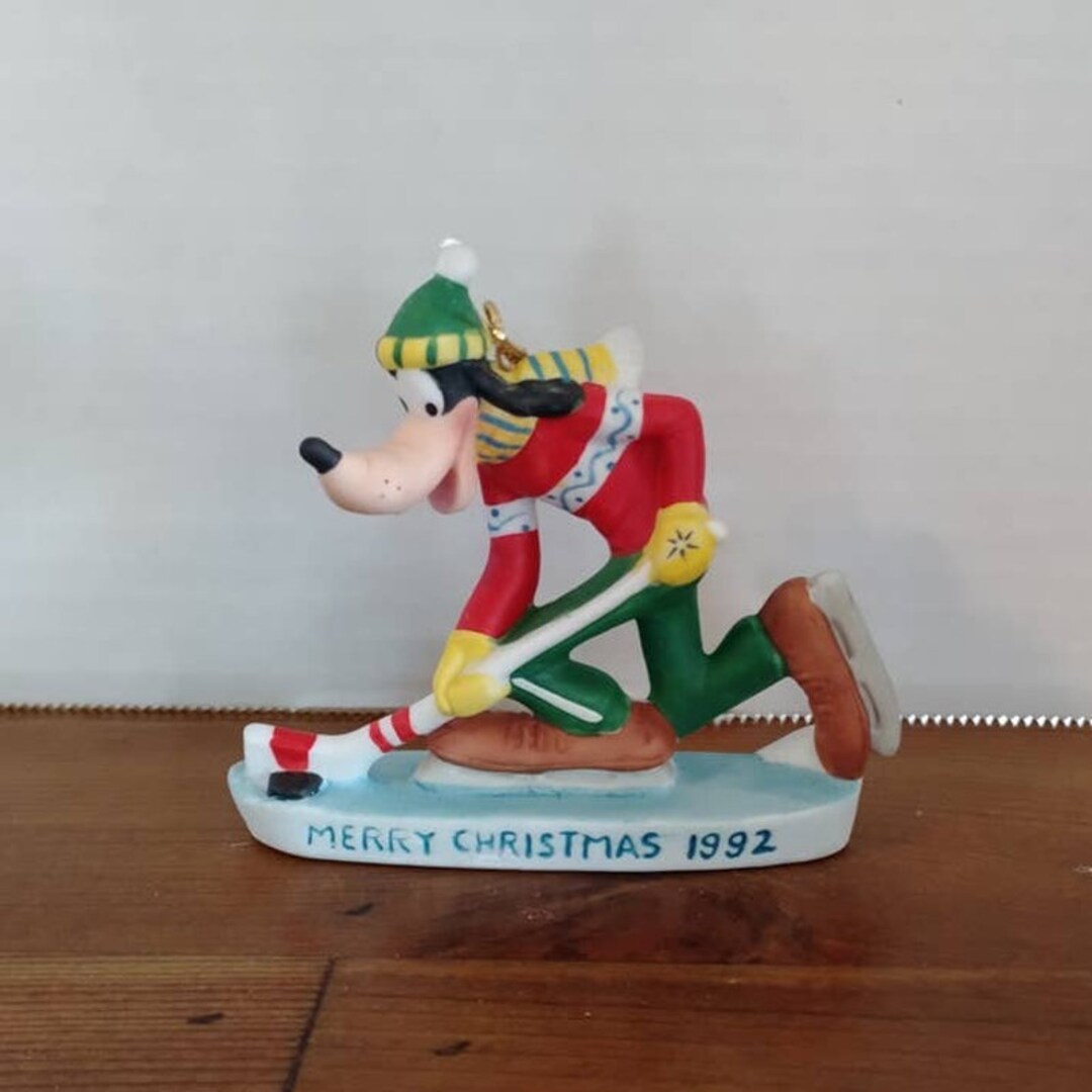 Disney Goofey 1992 Hockey Ice Skate Holiday Christmas Ornament Made in ...