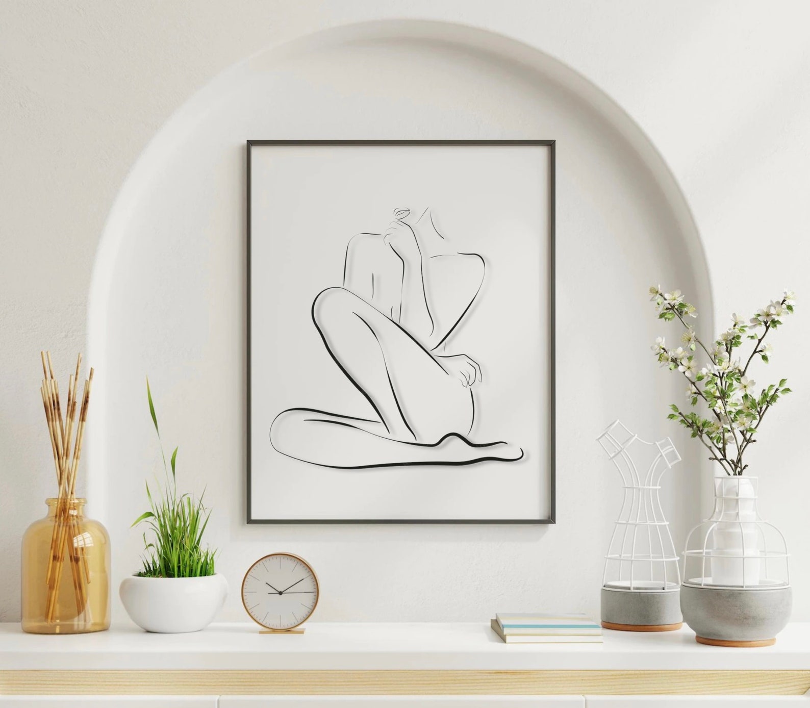 Line Drawing of a Sitting Woman Sketch of a Woman Digital Line Art ...