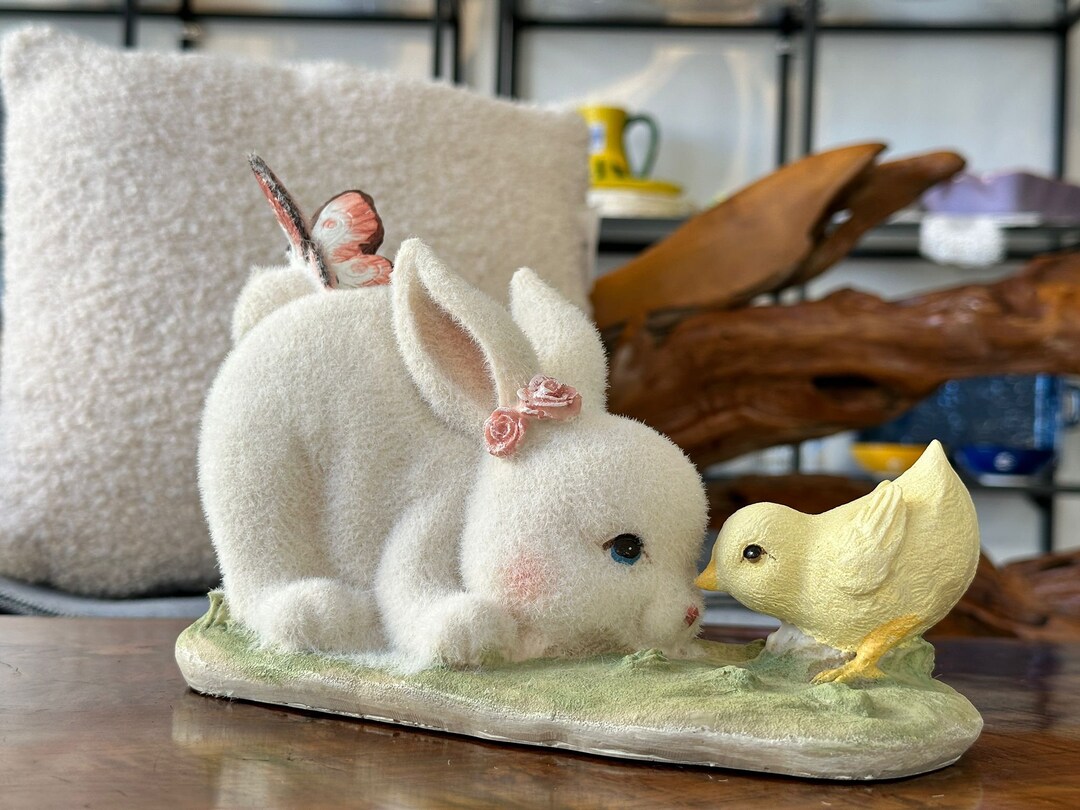 Bunny Sculpture / Statue Easter Bunny With Chicks / Beautiful Easter ...