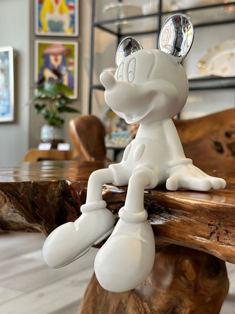 Mickey Mouse Statue / Figure in Black and White / Walt Disney ...