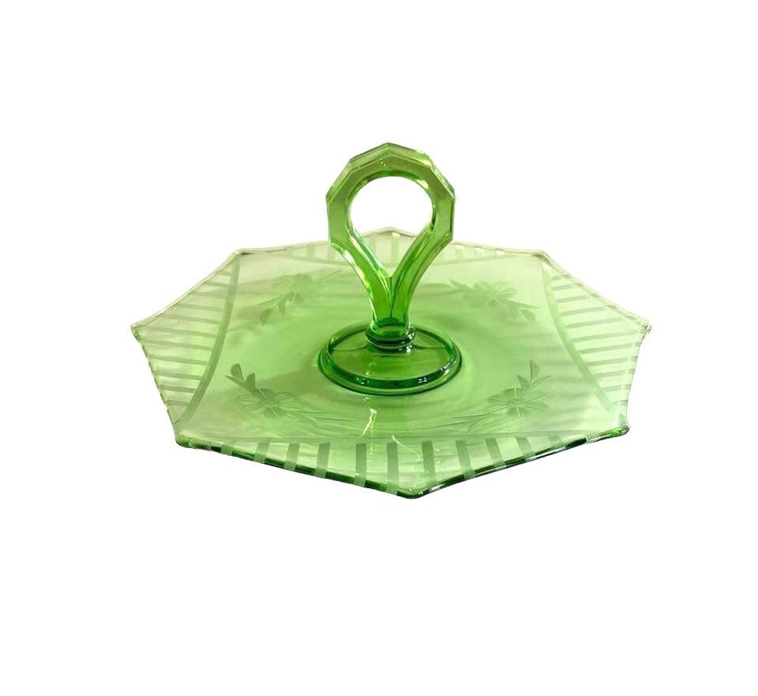 Uranium Depression Glass Etched Desert Plate With Top Handle - Etsy