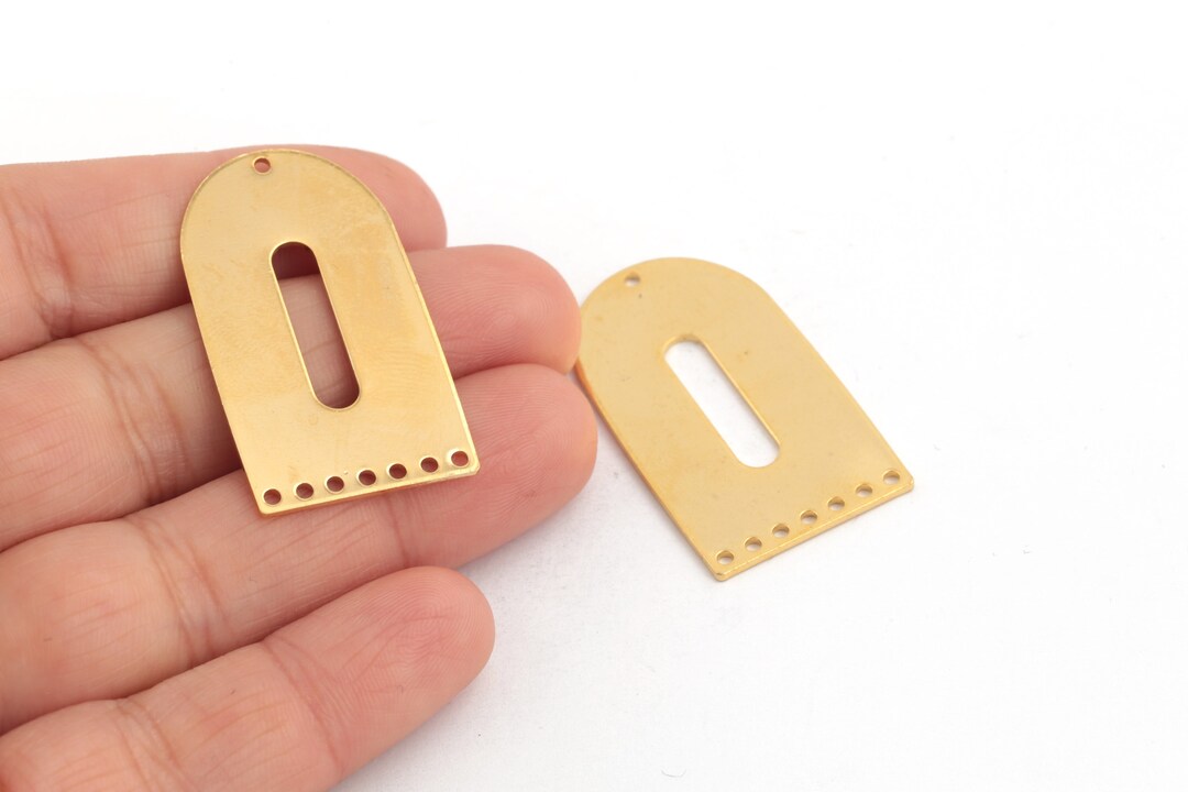 24k Gold Plated D Shaped Charm, Gold Plated D Shaped Pendant, 8 Hole D ...