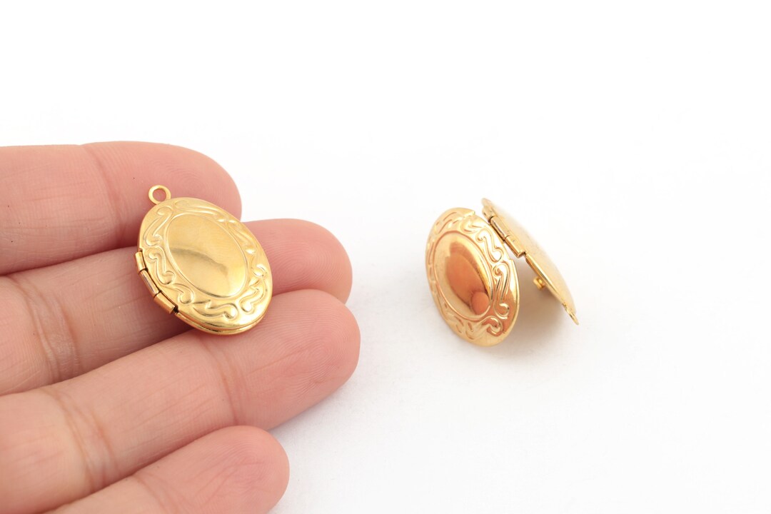 24k Shiny Gold Plated Oval Locket Charms, Necklace Photo Locket, Locket ...