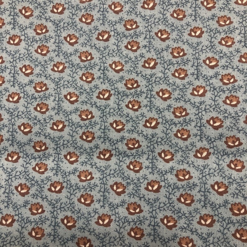 Hens and Chicks Table Runner Quilt Kit From the Country Essentials ...