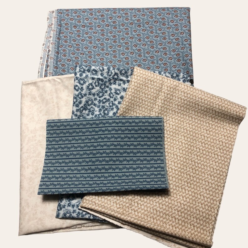 Hens and Chicks Table Runner Quilt Kit From the Country Essentials ...