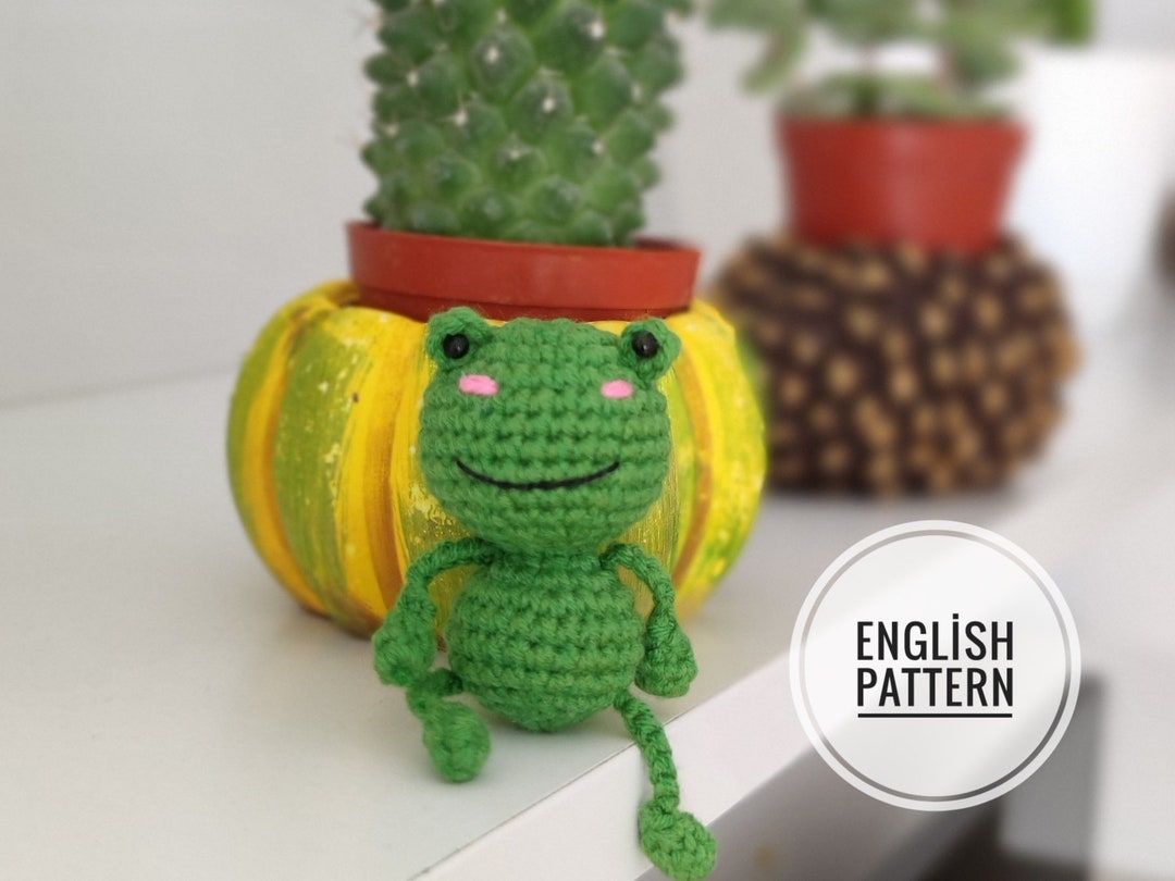 Tİny Frog Crochet Pattern,frog Keychain Tutorial,frog Bag Ornament ...
