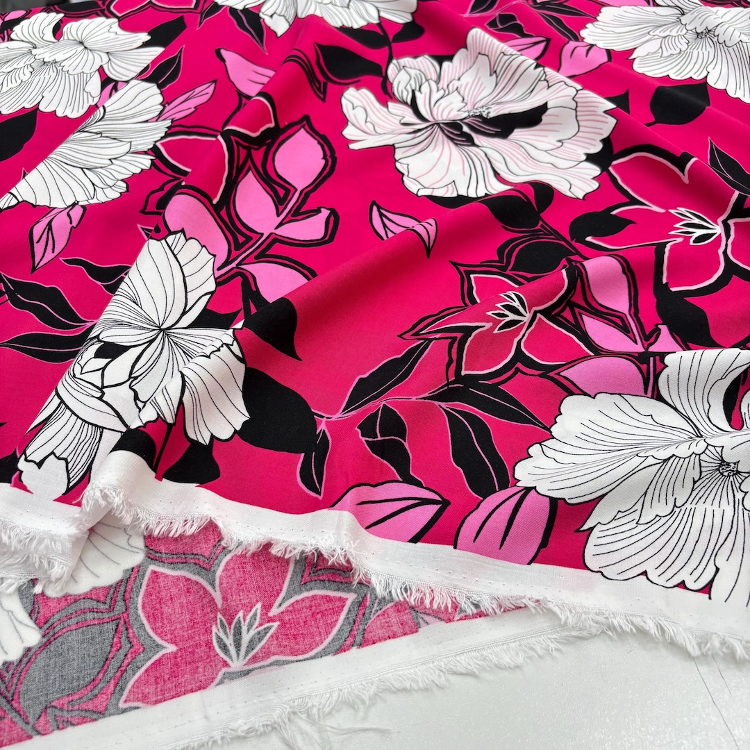 Fuchsia Floral Viscose Fabric: Lightweight Dressmaking Material (150 Cm ...