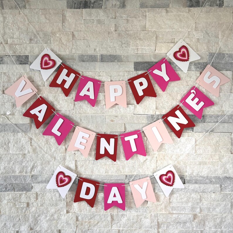 Happy Valentines Day Banner, Valentines Day Bunting, Heart Garland ...