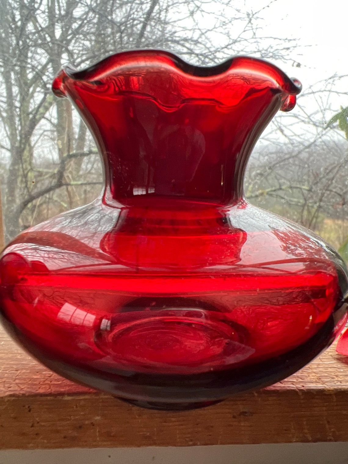 Anchor Hocking Ruby Ruffled Vase - Etsy