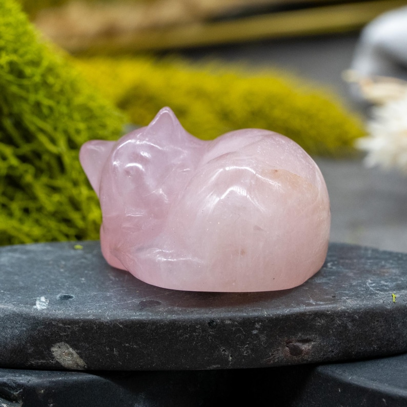 Pink Rose Quartz Crystal Sleeping Cat Carving Stone Healing Protection ...