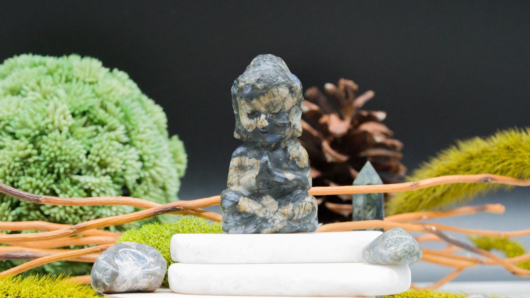 Llanite Blue Que Sera Crystal Carving Buddha Figurine Meditation Stone ...