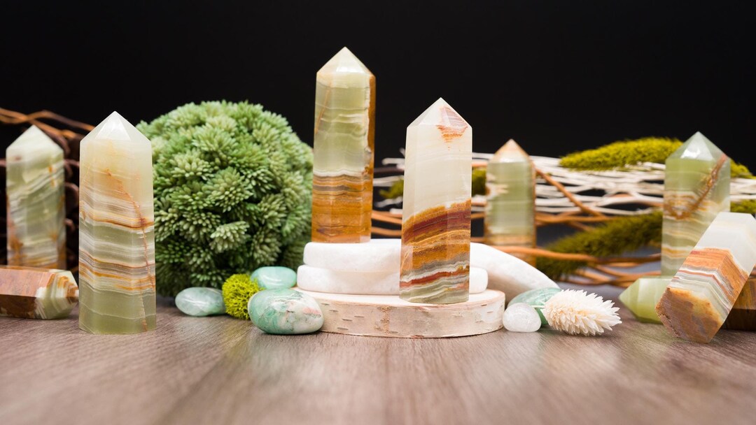 Natural Green Onyx Crystal Point Spiritual Healing Rocks Selfcare ...