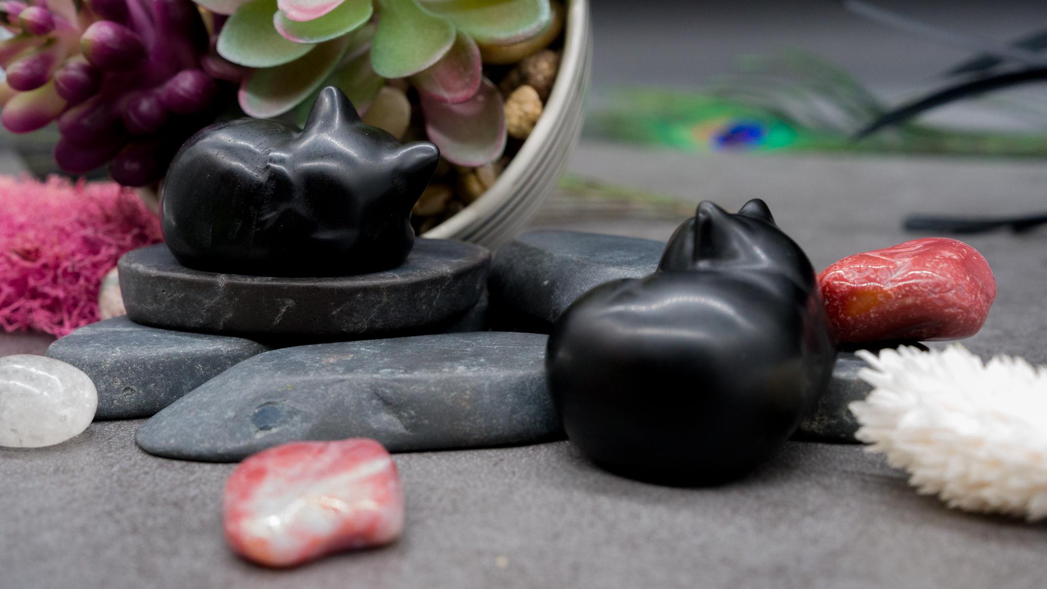 Obsidian Crystal Sleeping Cat Spiritual Healing Protection Trinket ...