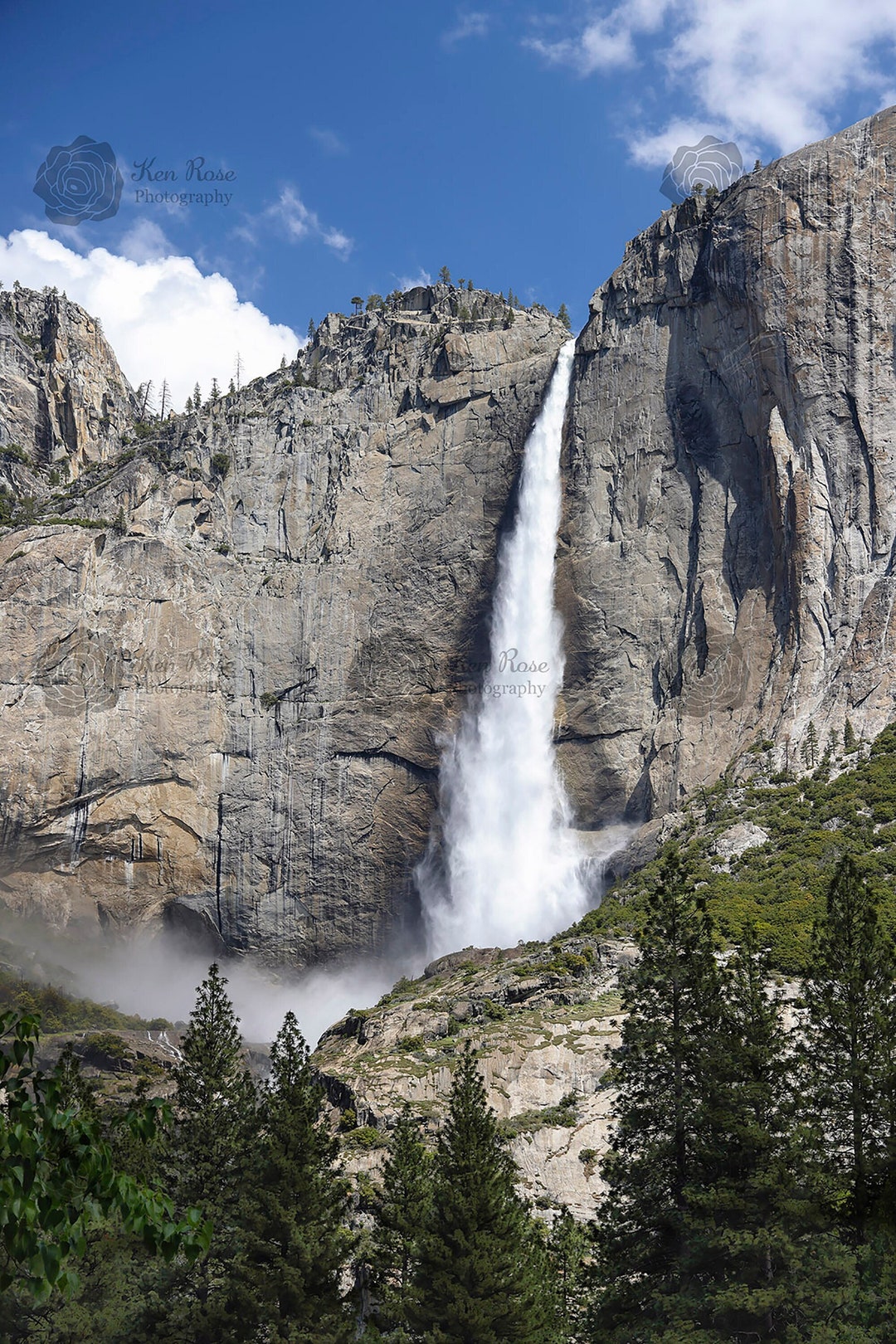 Upper Yosemite Falls, Cook's Meadow Bridge, Yosemite National Park ...