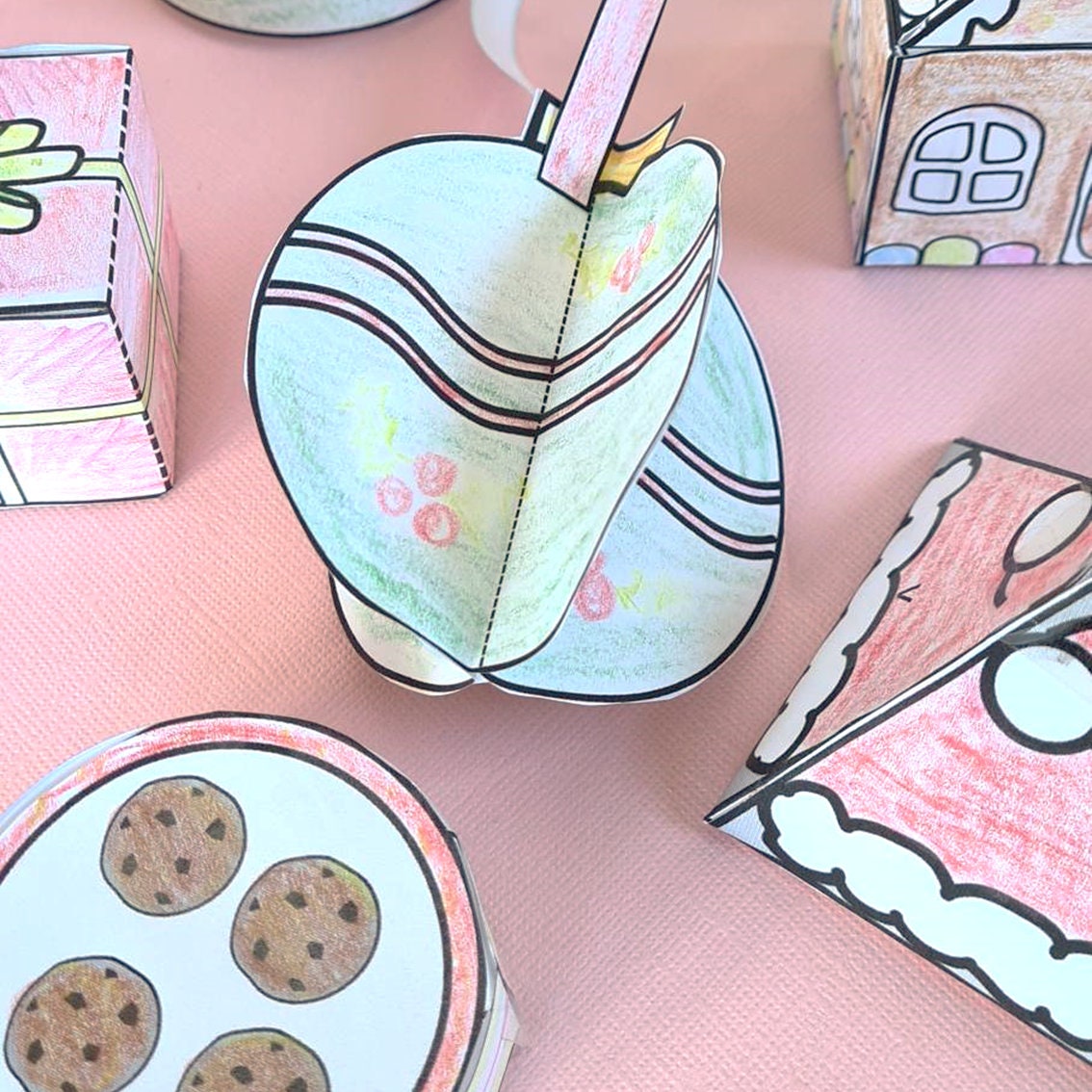 3D Shapes, Christmas Crafts, Ornaments, Nets, Christmas Math, Printable ...