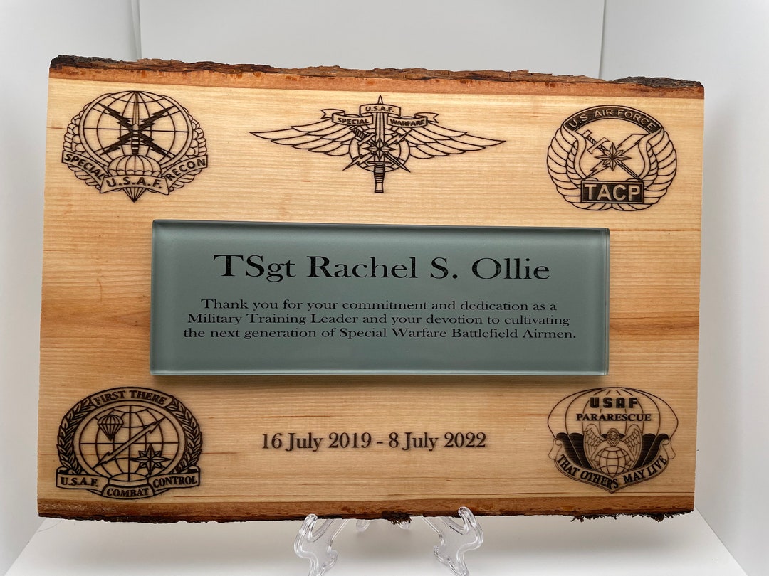 Custom Engraved Walnut With Engraved Glass Plaque - Etsy