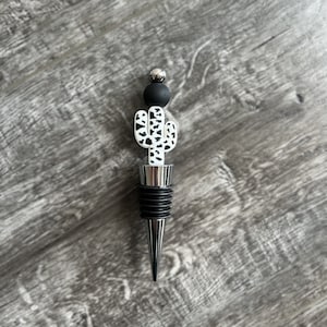 Beaded Wine Toppers | Wine Toppers | Gift for Her | Gift Idea ...