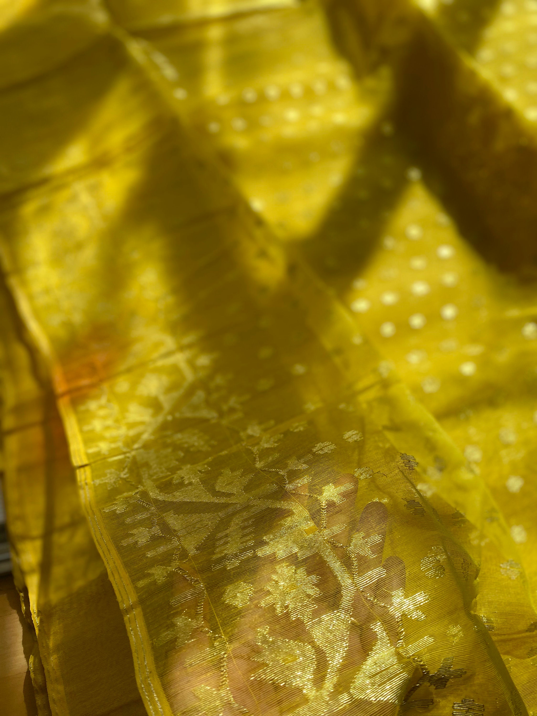 Exclusive and 100% Original Bangladeshi Dhakai Half Silk Jamdani Saree ...