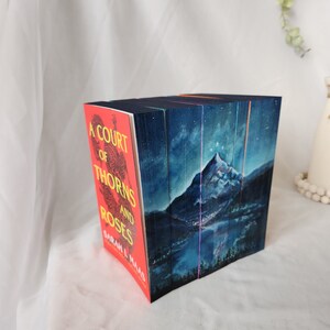 Velaris Painted on ACOTAR Book Edges - Etsy