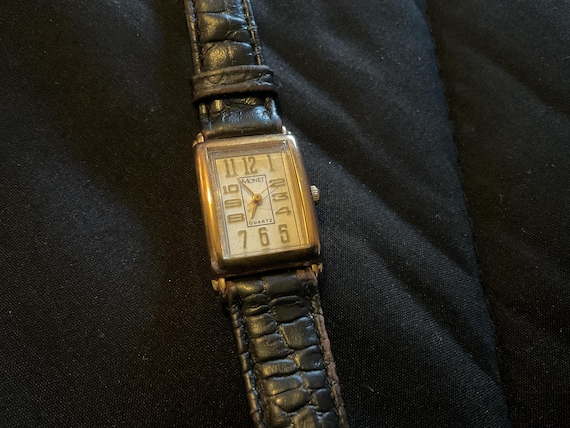 Vintage Monet quartz watch with leather band.New batt… - Gem
