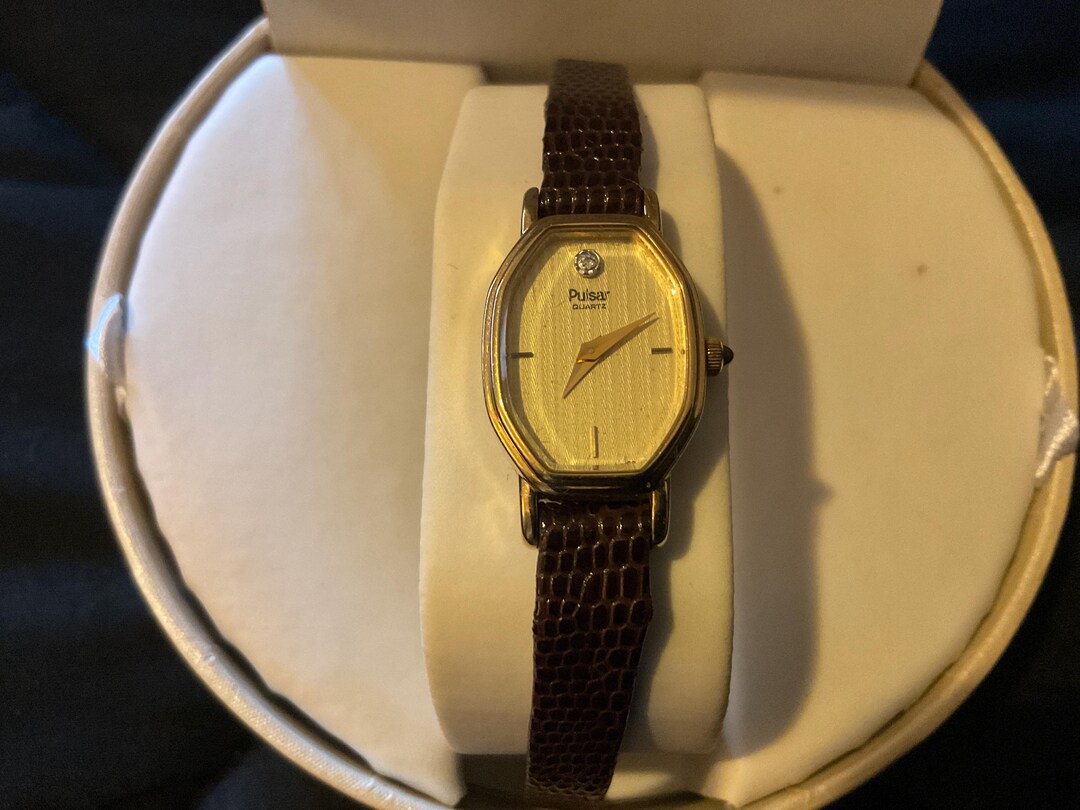 7.25” Pulsar Quartz Watch With Leather Band.new Battery,runs Perfectly ...