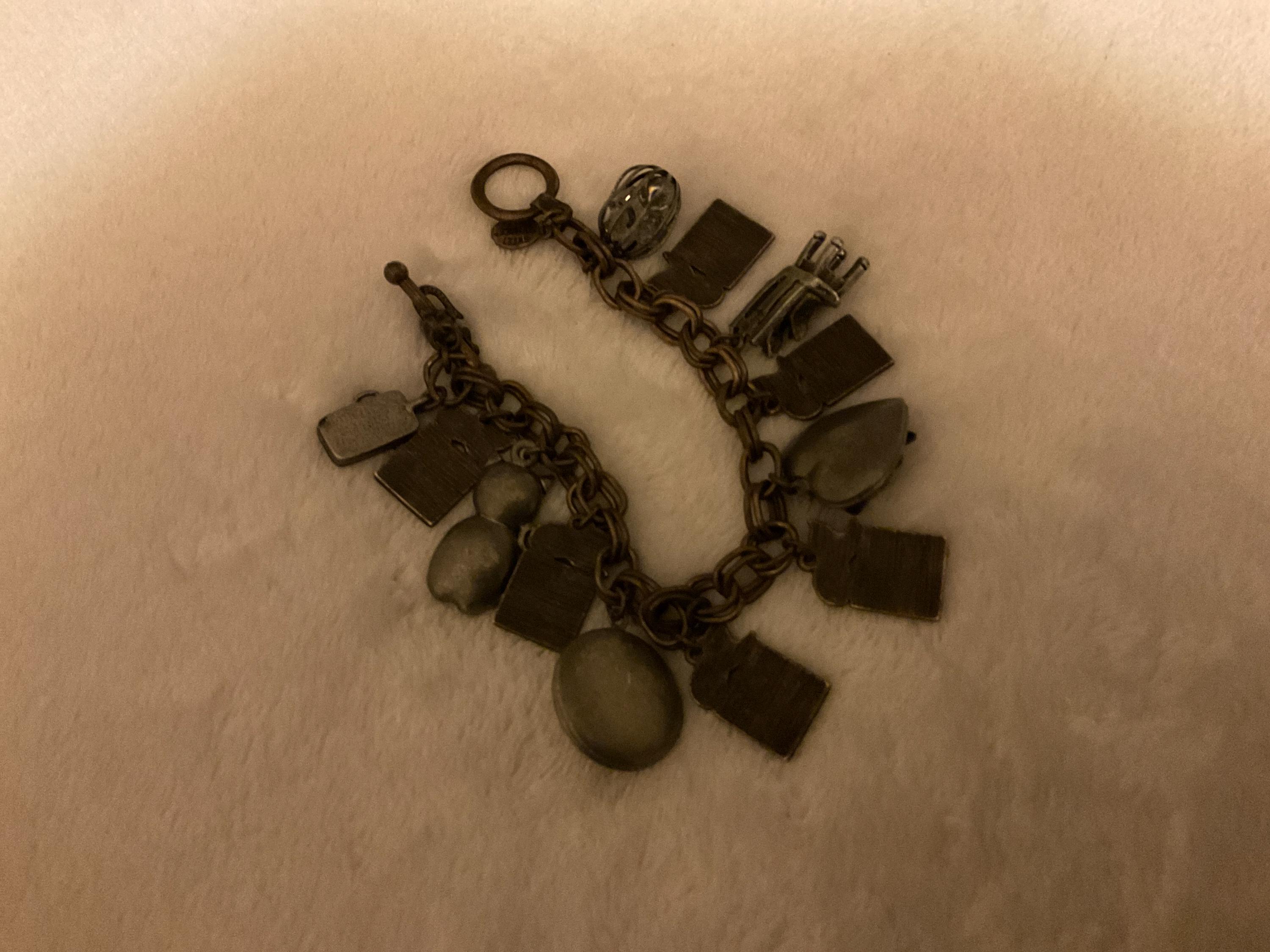 7” Vintage Sweet Romance Bronze and Silvertone Cat Charms Bracelet With ...