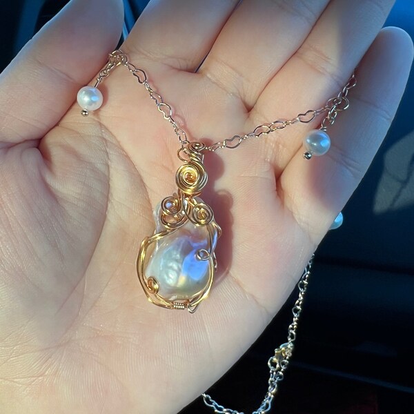 Baroque Pearl Pendant Necklace - Etsy