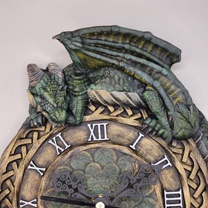 Dragon Clock | 3D Printed | Hand Painted - Etsy