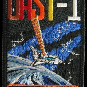Human Space Flights 1983-84 Nasa Usa Paris Air Show STS-41D Syncom-iv ...