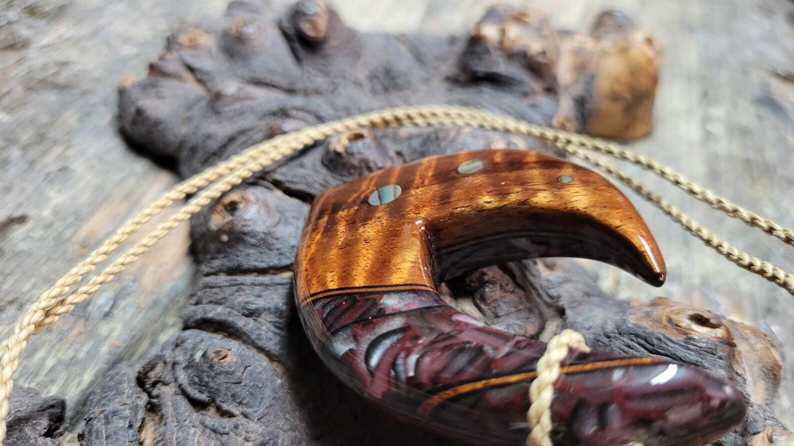 Fish Hook Necklace Hawaiian Twisted Curly Koa and Cabernet Conch, Big ...