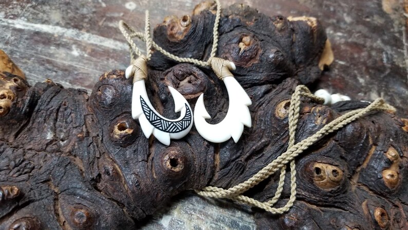 Tapa Bone - Fishhook Polynesian Style Necklace - Bone - Etsy