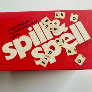 Vintage Parker Brothers Spill & Spell Game 1972 - Etsy