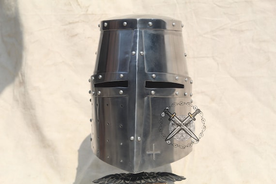 Medieval Flat Helmet