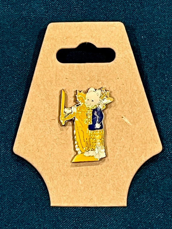 rupert the bear pin - Gem
