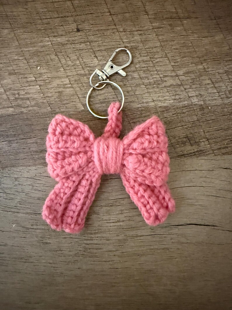 Bow Backpack Keychain | Handmade Crochet Valentine's Day Gift - Etsy