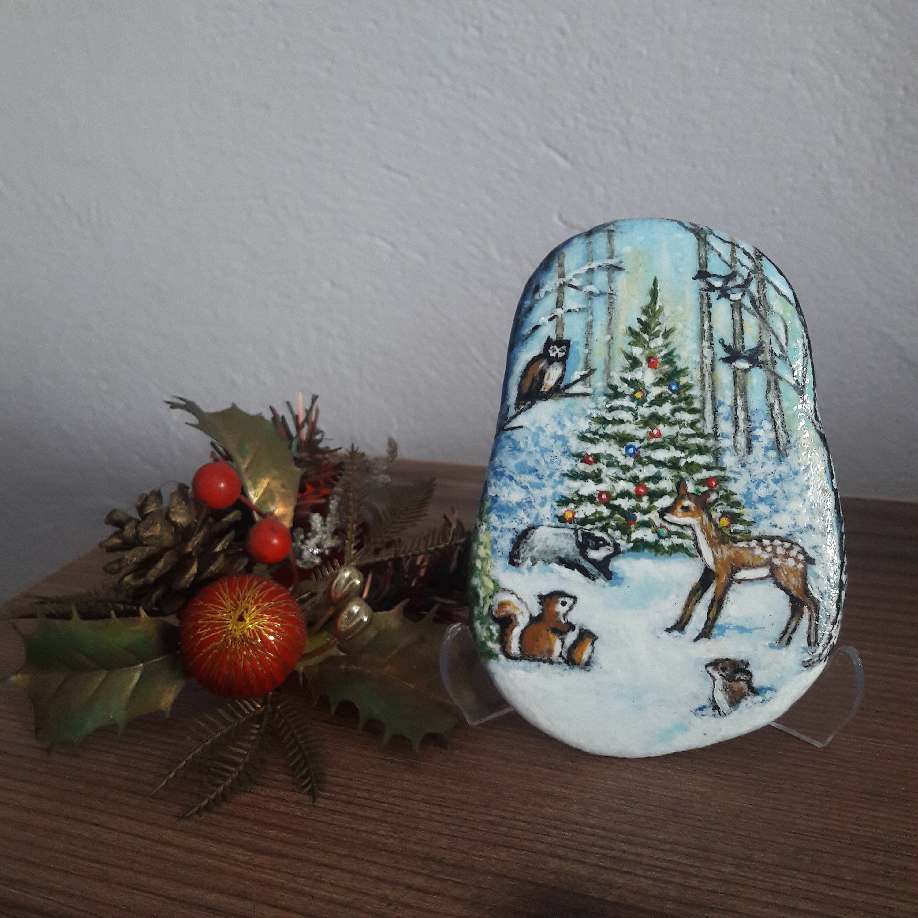Hand-painted Stone, Handmade Christmas Decor, Christmas Stone Art, Hand ...