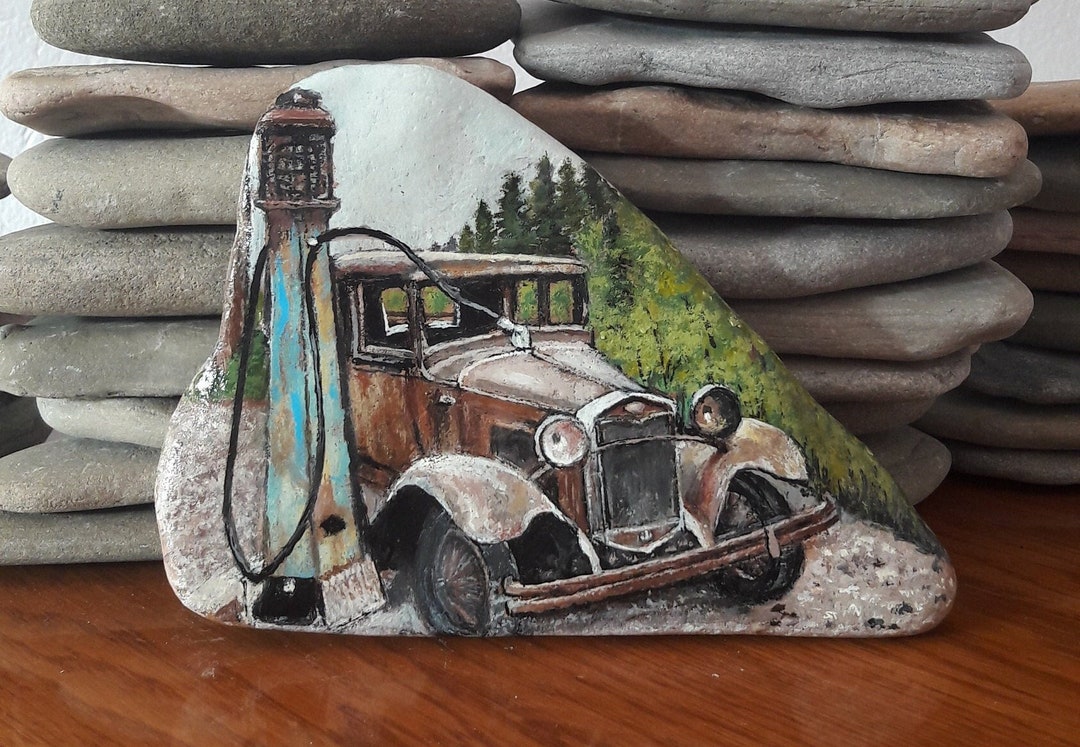 Custom Stone Art, Handmade Stone Art With Personalized Designs Hand ...