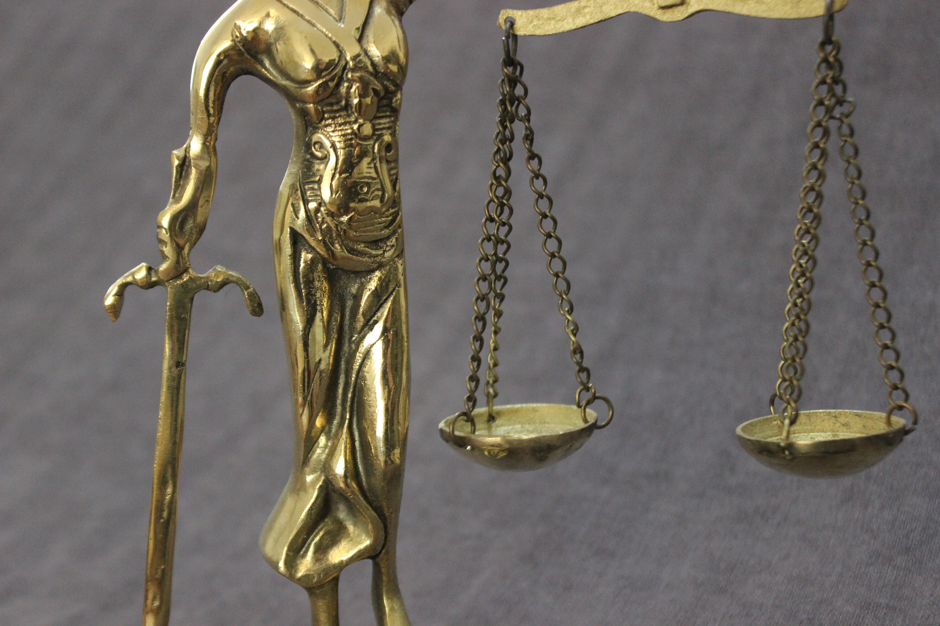 Golden Lady Justice Statue, Blind Lady Justice Statue, Lady Justice ...