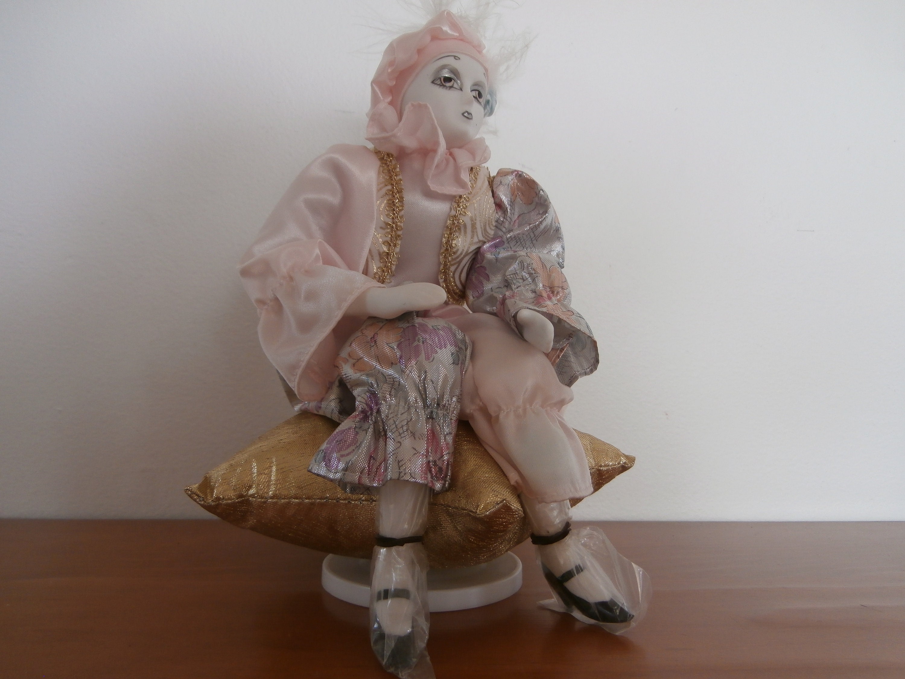 Vintage Porcelain Bone China Harlequin Jester Music Box - Etsy