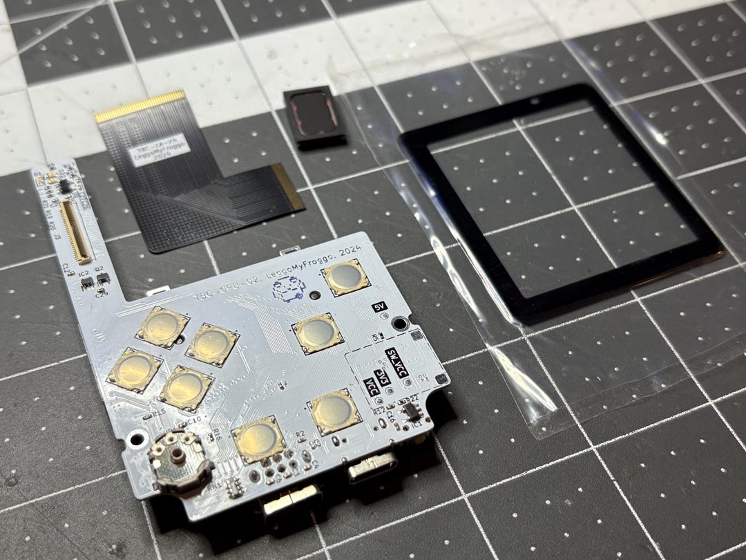 Tad Boy Color Motherboard (populated) Screen Lens, Speaker & Ribbon ...