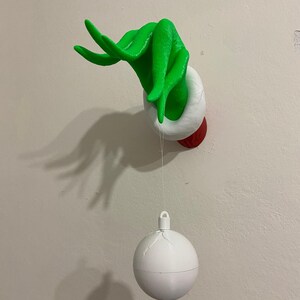 Grinch Hand Wall Hanging - Christmas Tree Ornament - Etsy