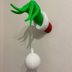 Grinch Hand Wall Hanging - Christmas Tree Ornament - Etsy