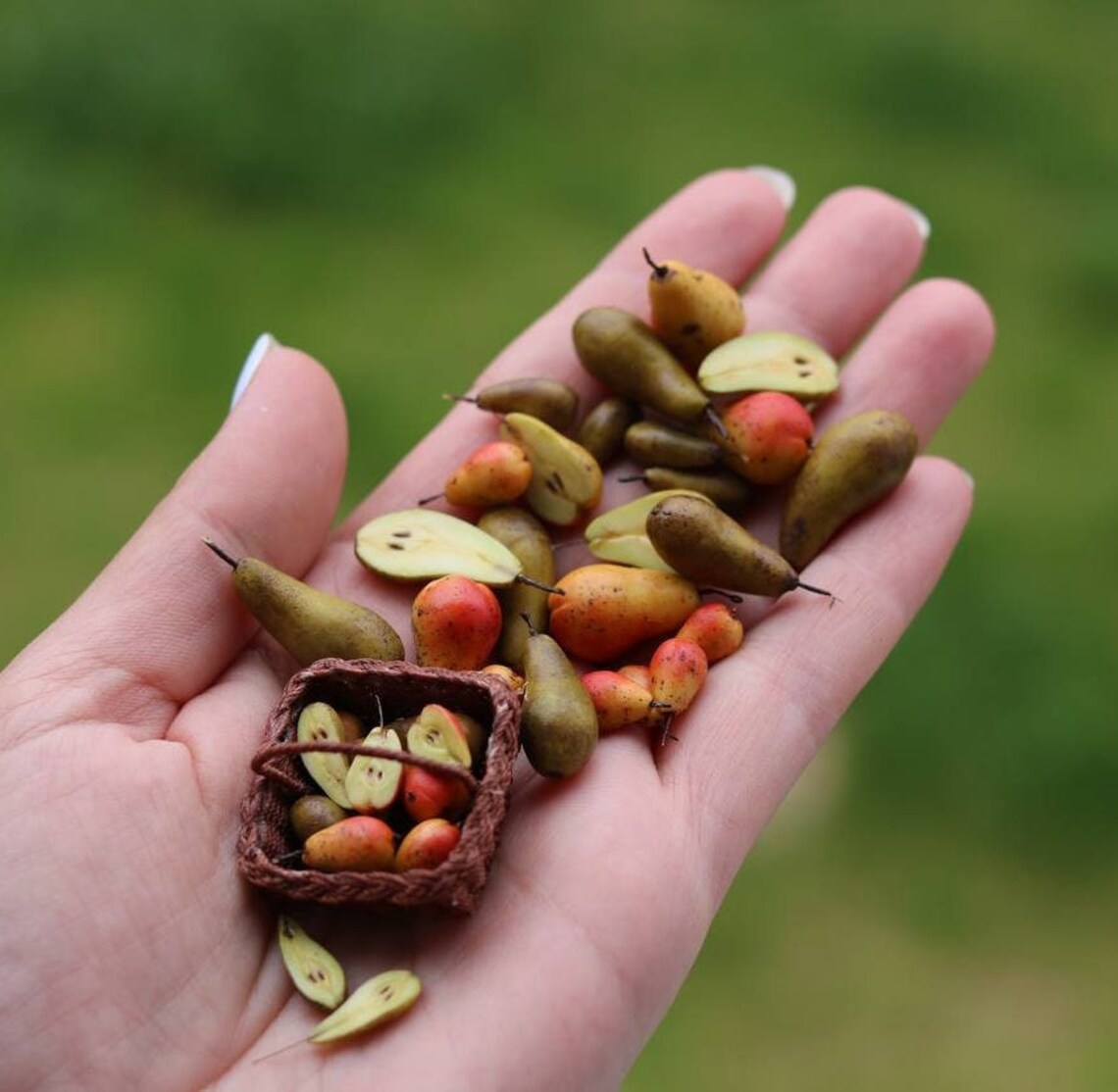 Miniature Pears for a Dollhouse 1/12 and 1/6 Scale Realistic - Etsy