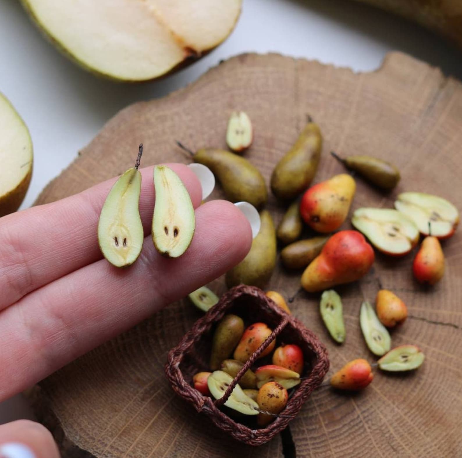 Miniature Pears for a Dollhouse, 1/12 and 1/6 Scale Realistic Fruits ...