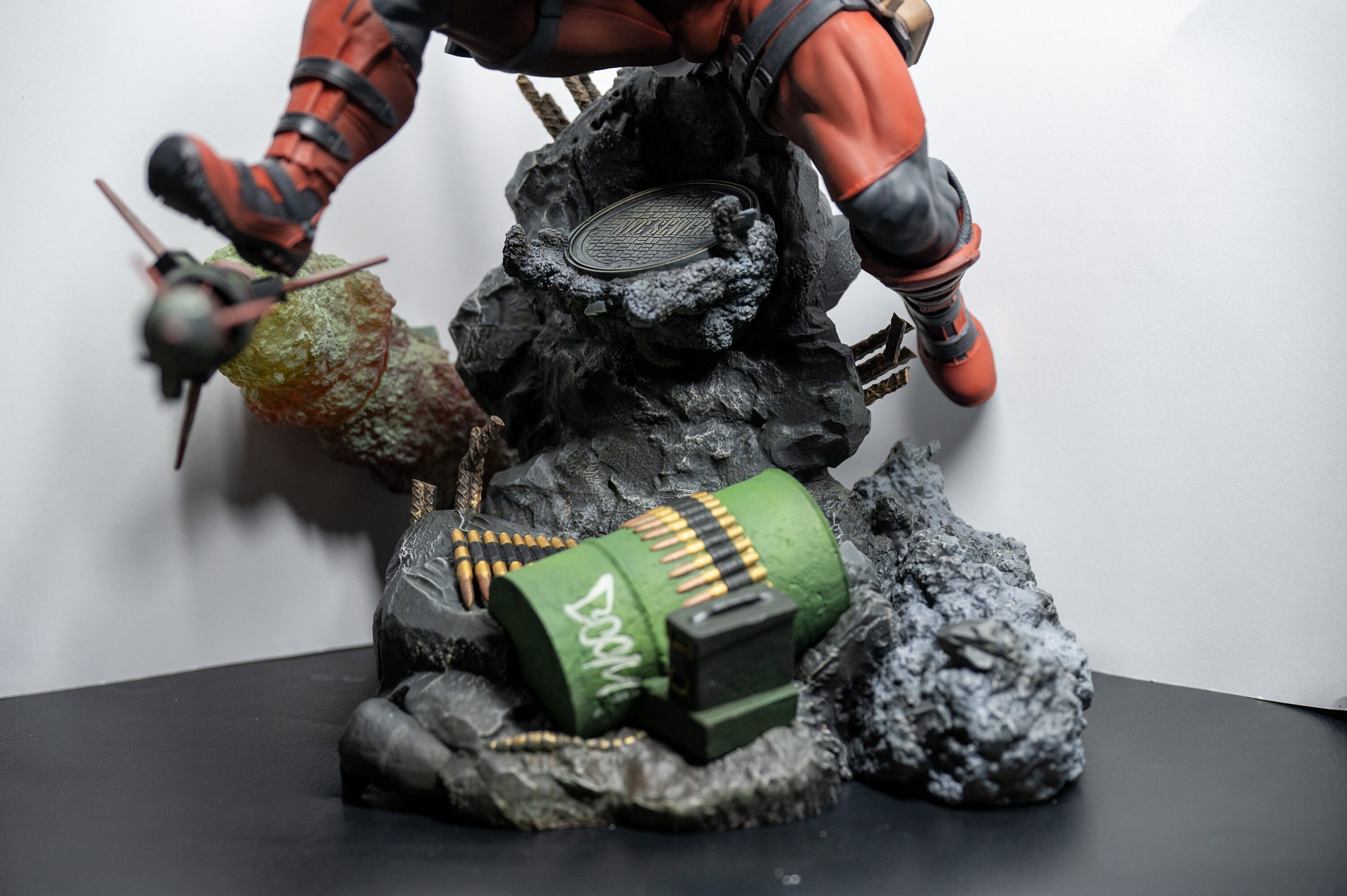 Deadpool Resin Statue - Etsy