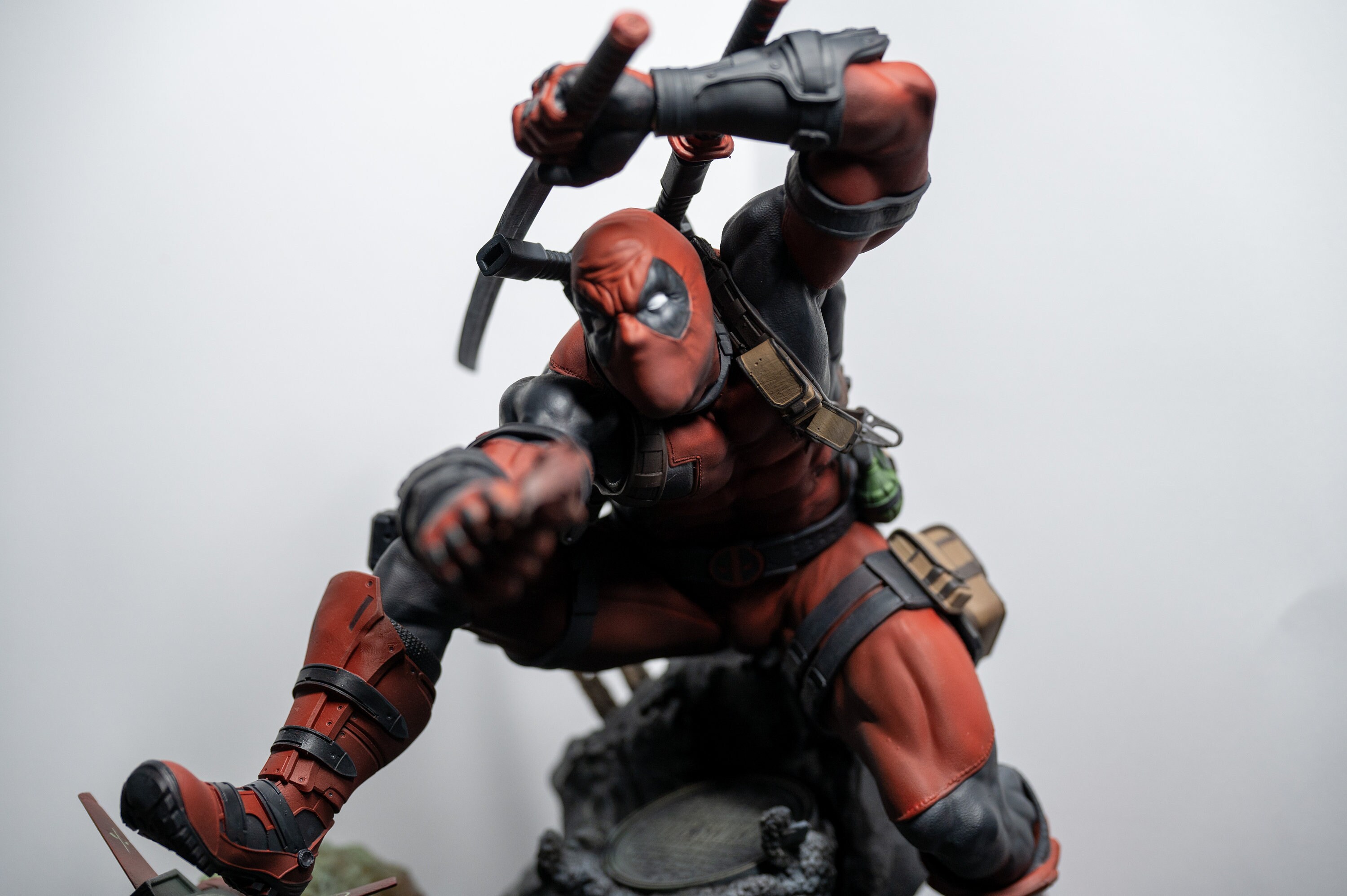 Deadpool Resin Statue - Etsy