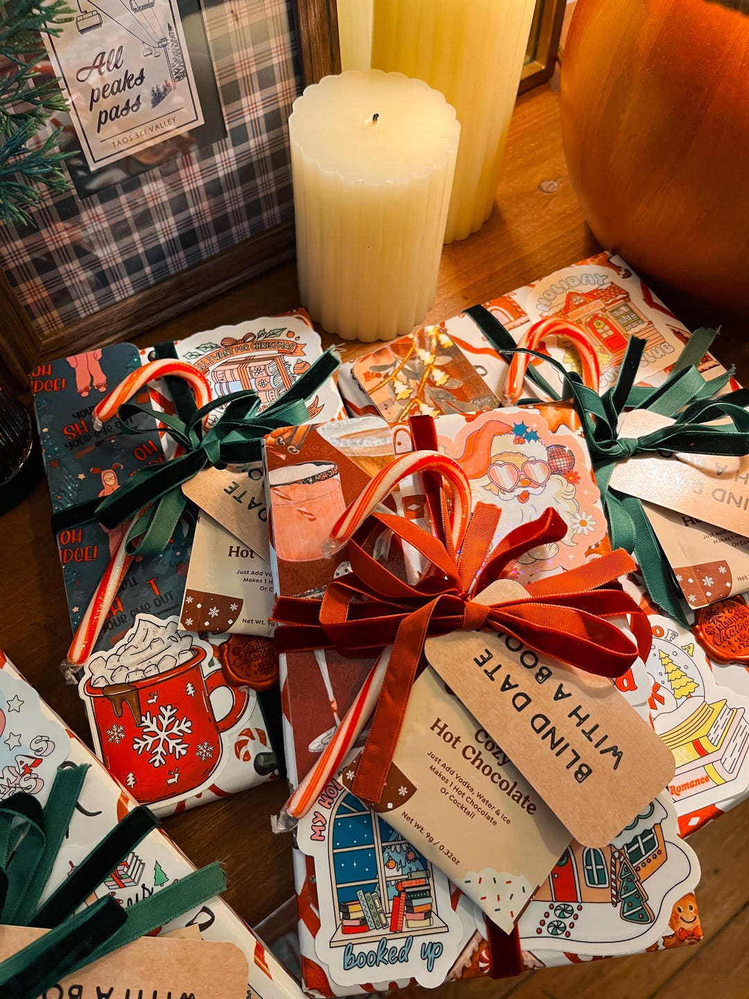 Christmas Blind Date With a Book, Bookish Gift for Readers, Book Lover ...