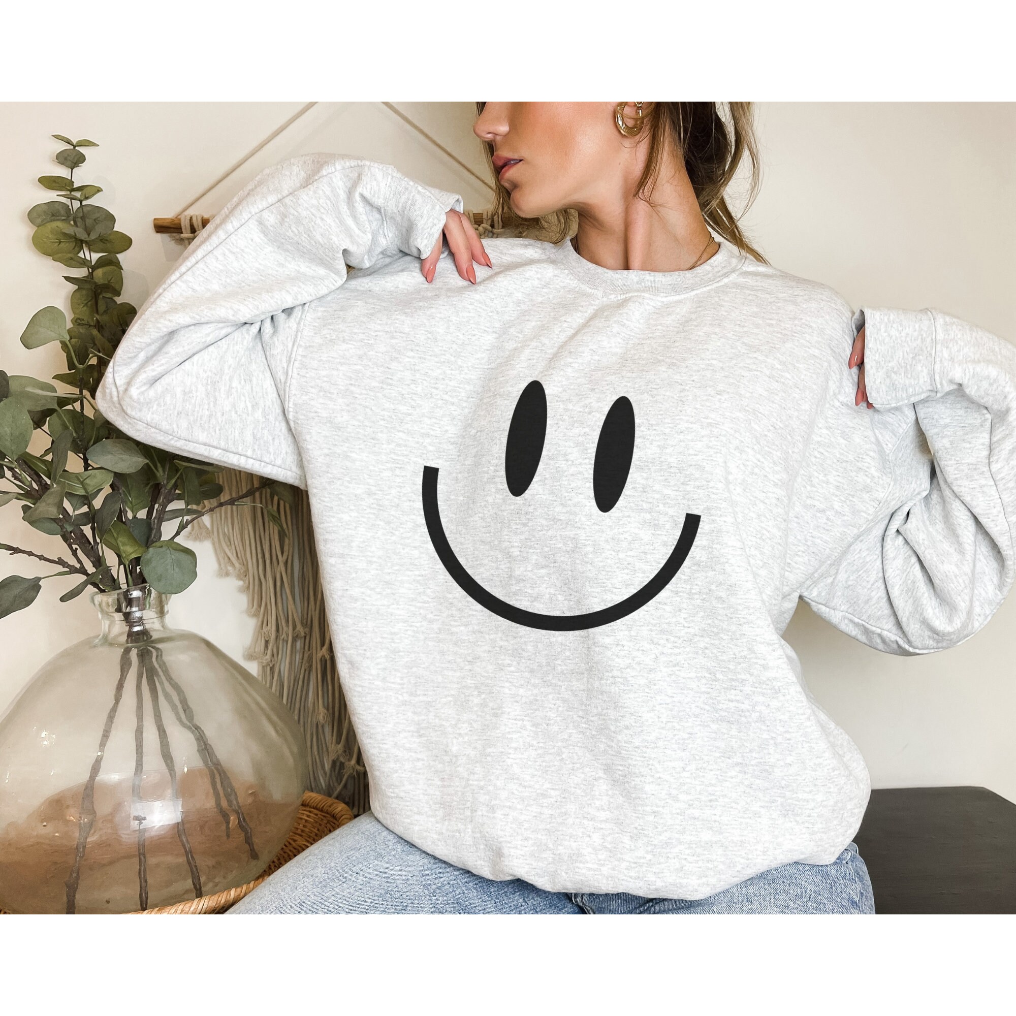 Vintage Happy Face Sweatshirt Retro Smiley Face Crewneck - Etsy